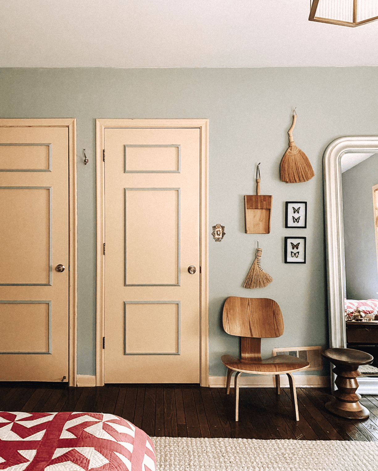 How To Pick The right Trim Colors for Your Interior